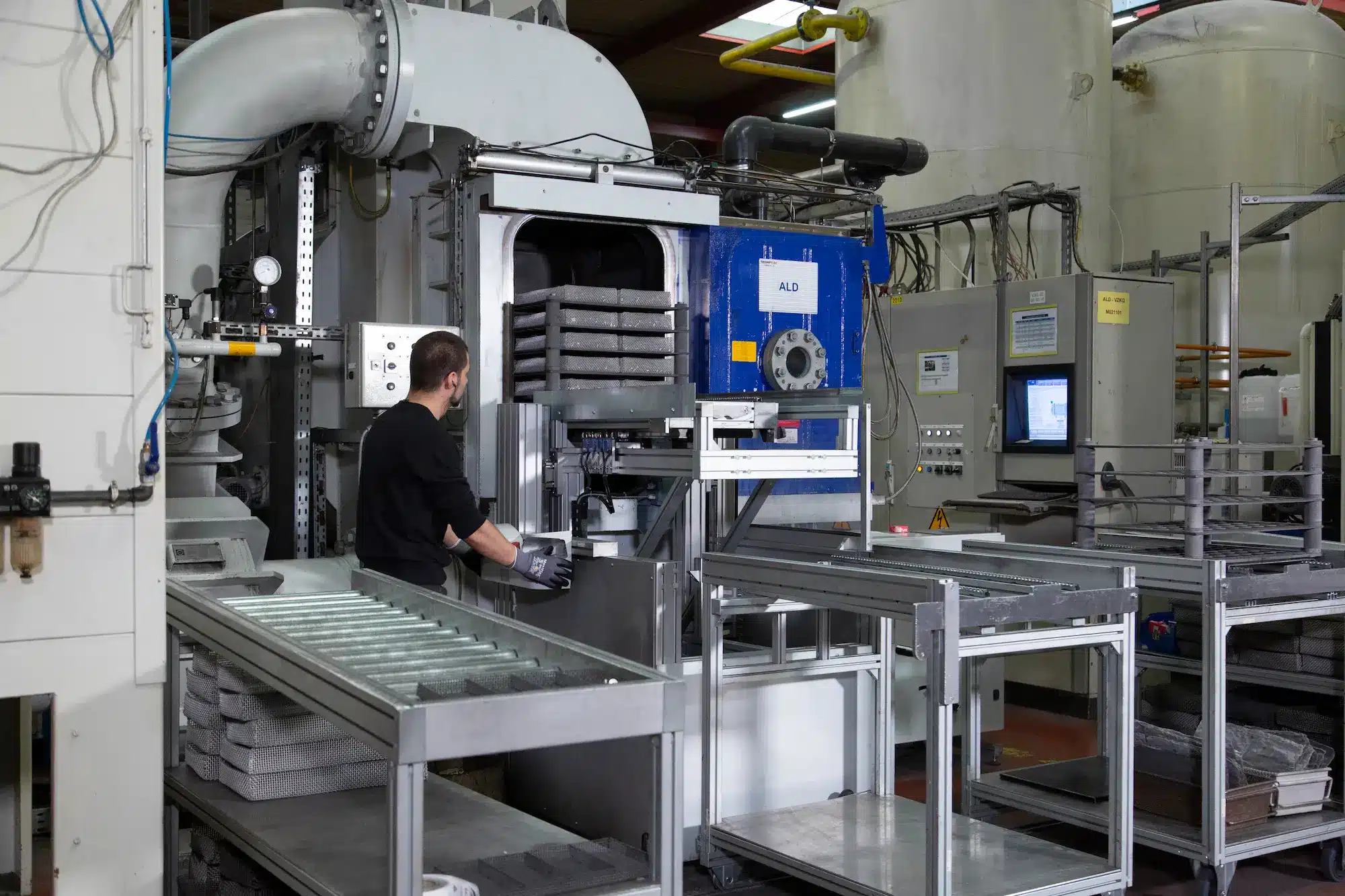 Trempe sous vide 20 bars - Groupe Thermilyon